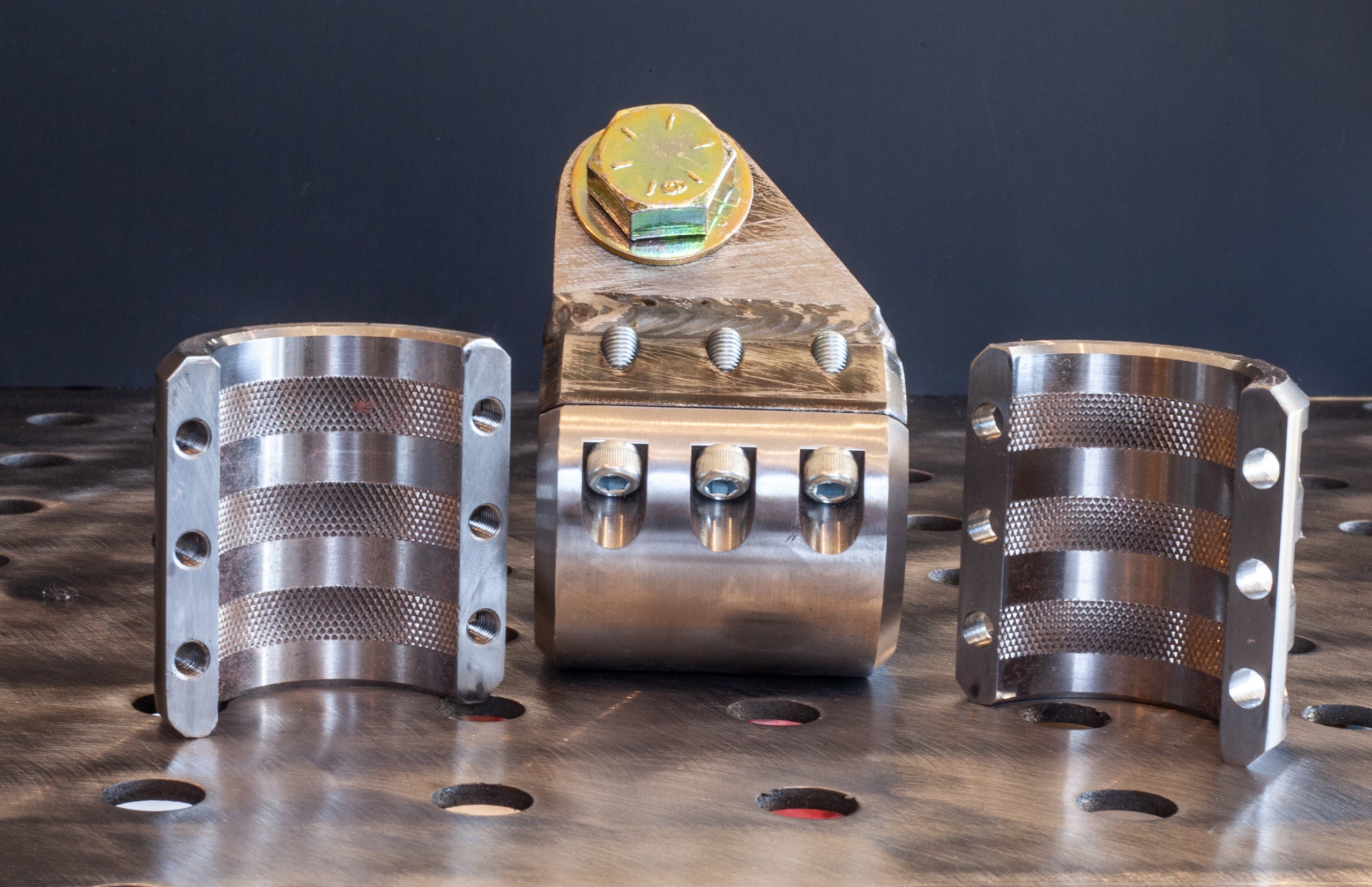 .5" Offset Double Shear Hydro-Assist Clamp Mount for 1.5" Tie Rod ...